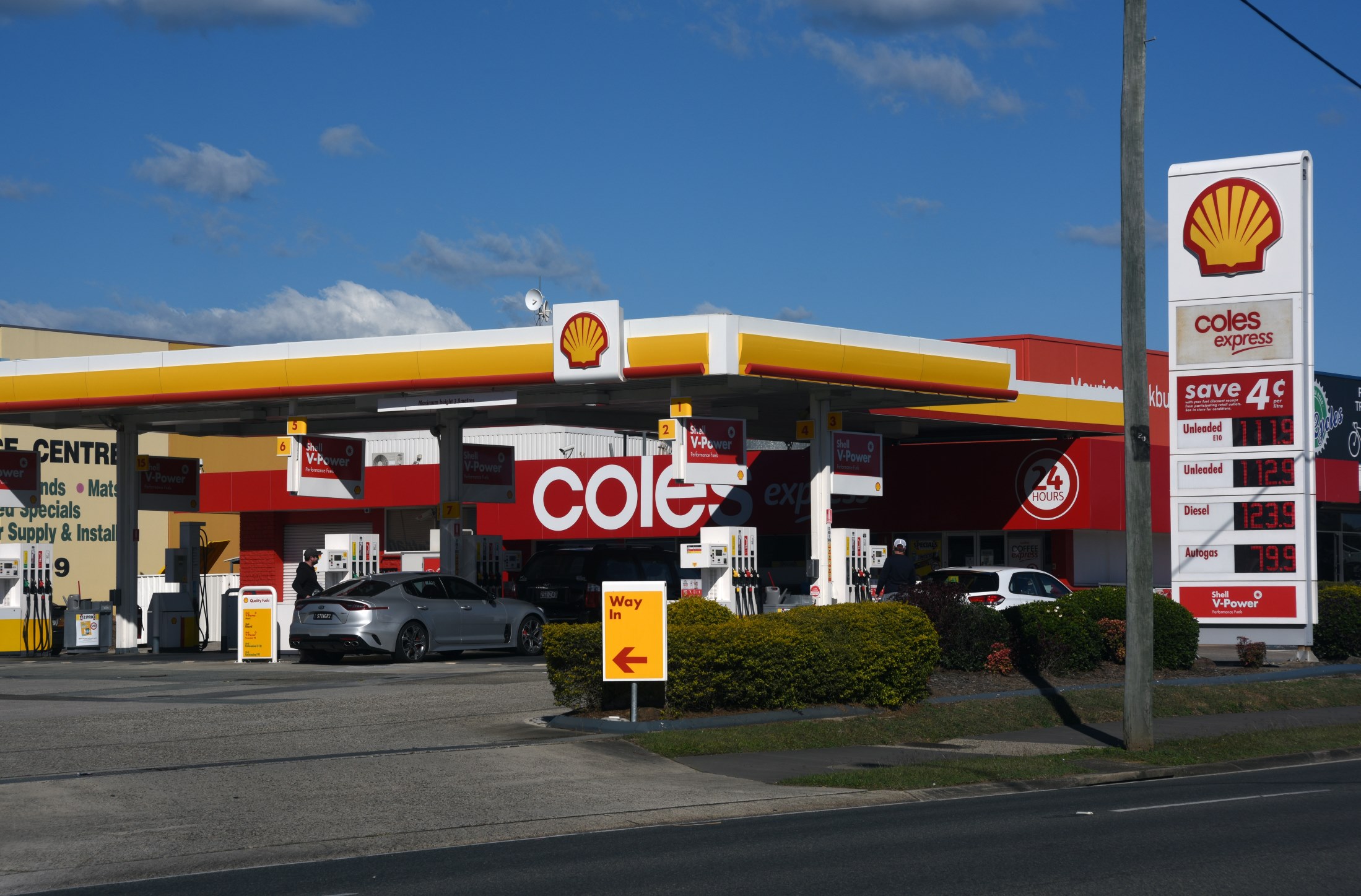 Labor commits to state-owned service stations – Newsreel