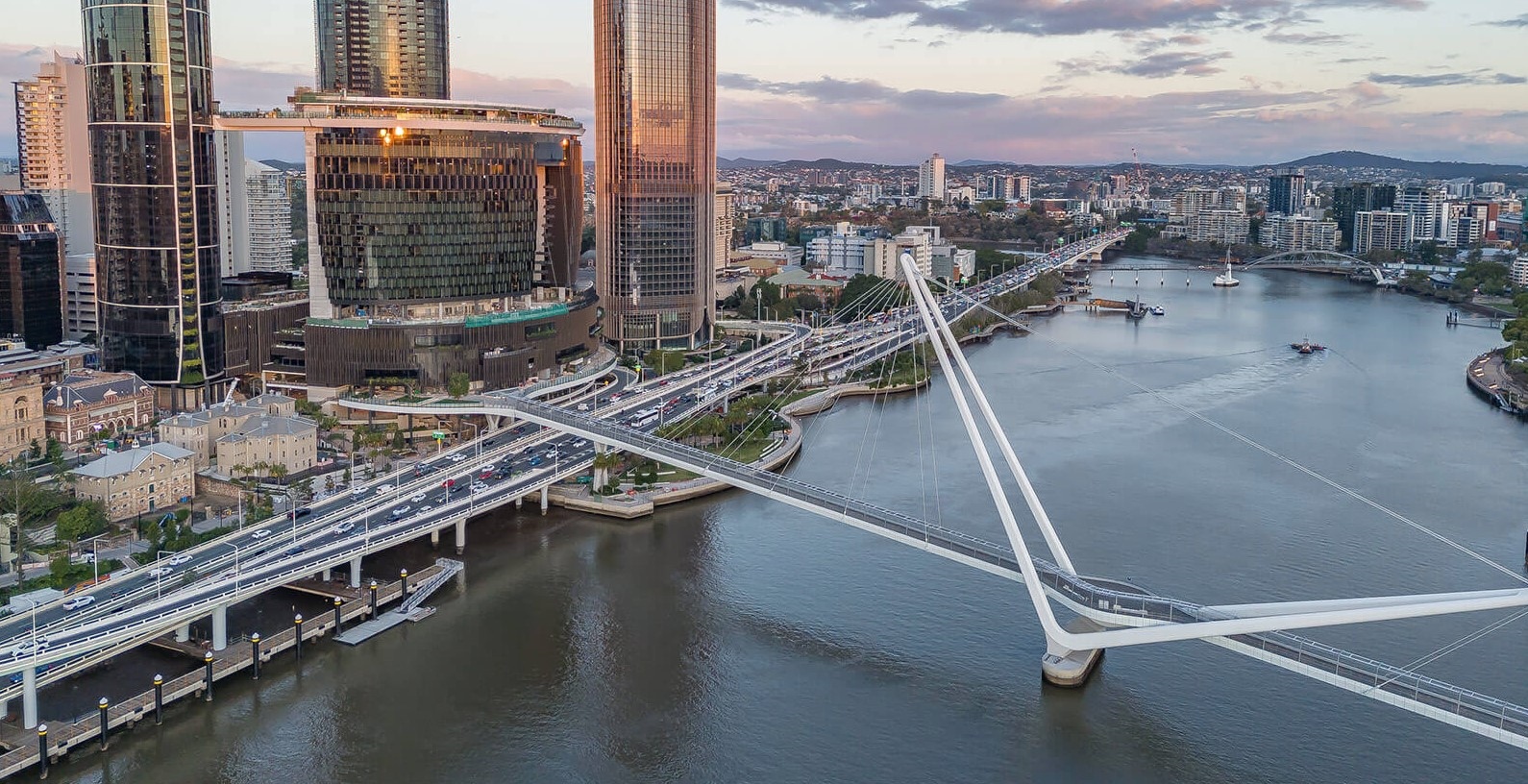 Queen’s Wharf opens as Brisbane’s star attraction – Newsreel