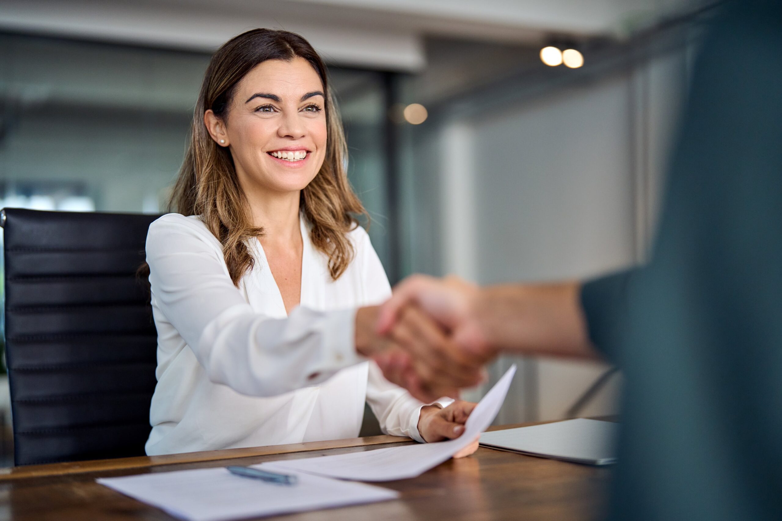 Non-compete clauses impacting job mobility and wages – Newsreel