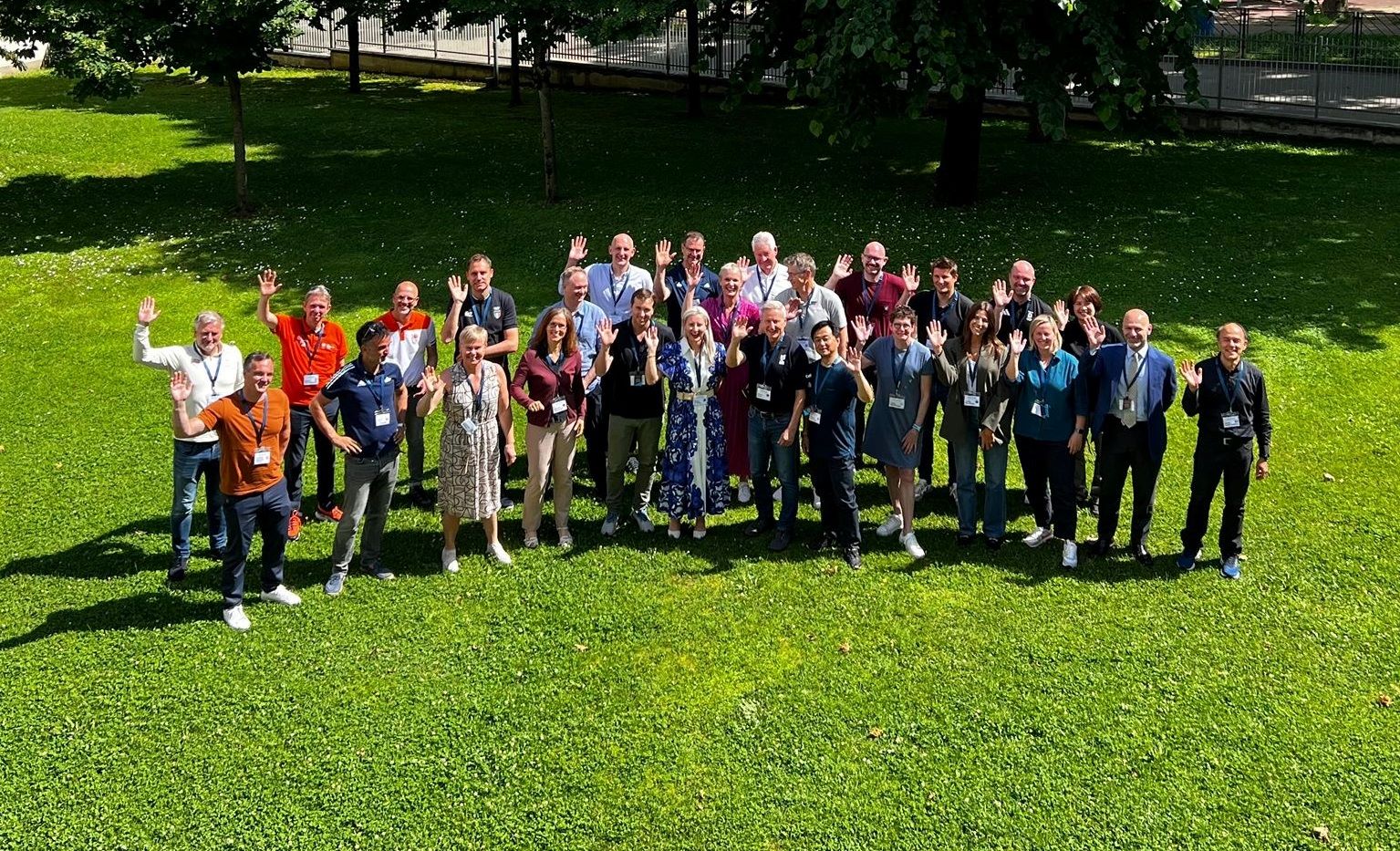 Sporting rivals help shape ‘green and gold decade’ – Newsreel