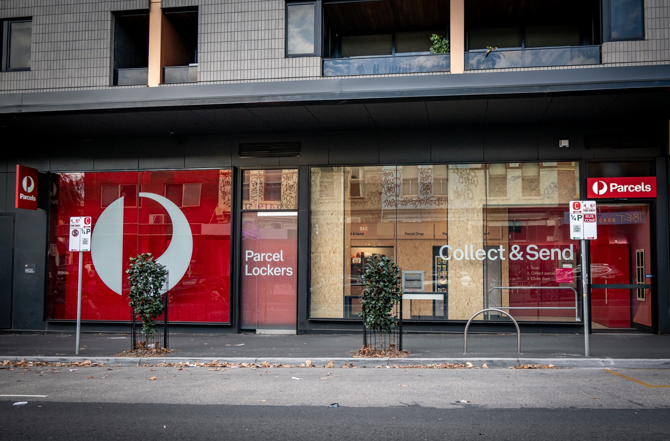 Parcels the centre of new post office design – Newsreel
