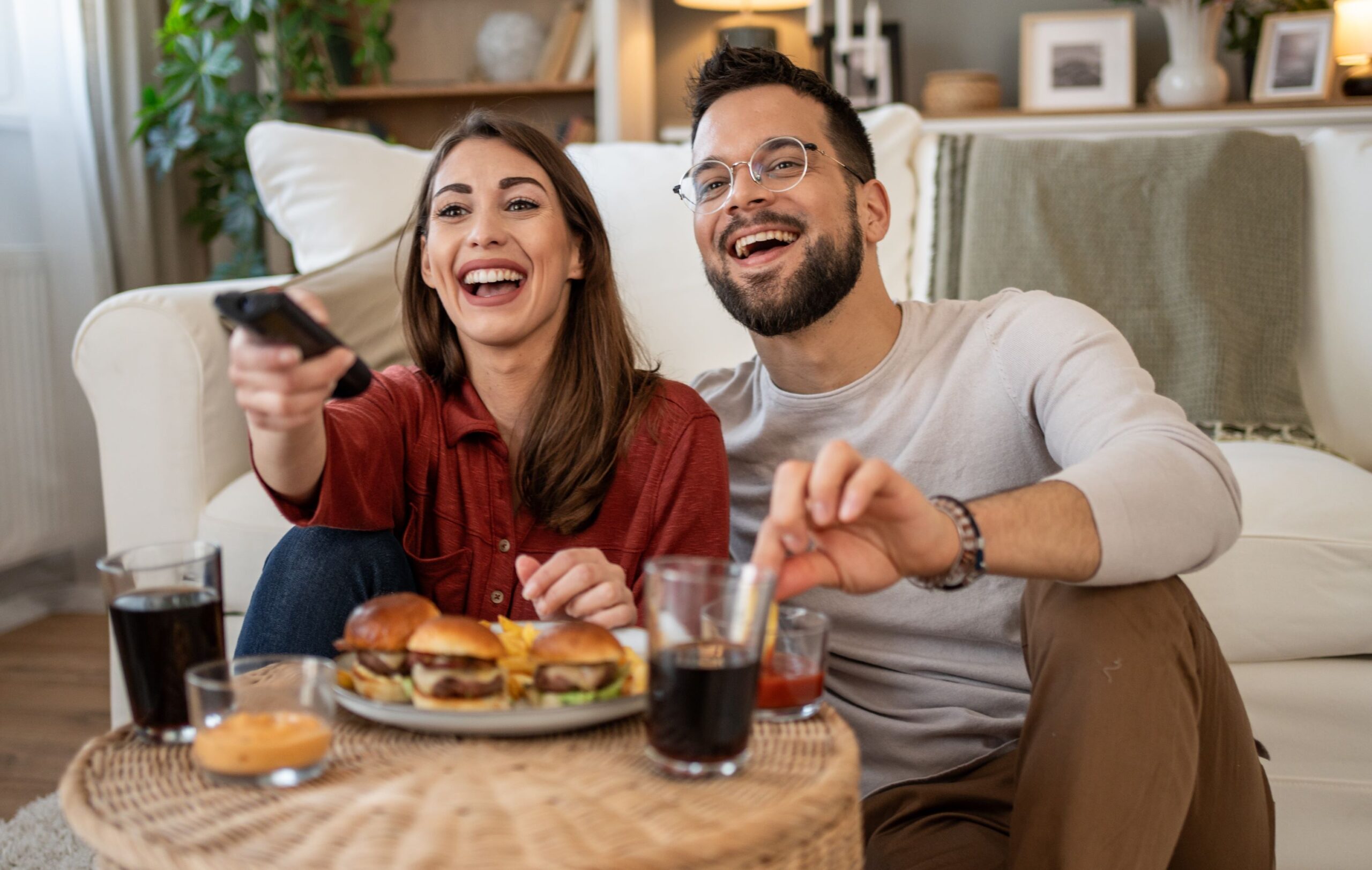 Netflix and chow eating into households budgets – Newsreel
