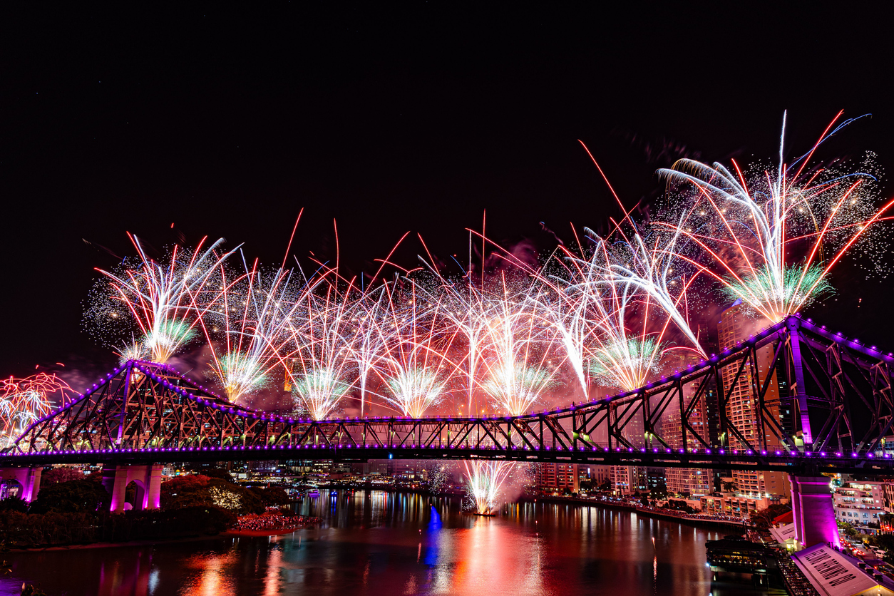 Brisbane streets close for Riverfire 2025. See list and times – Newsreel